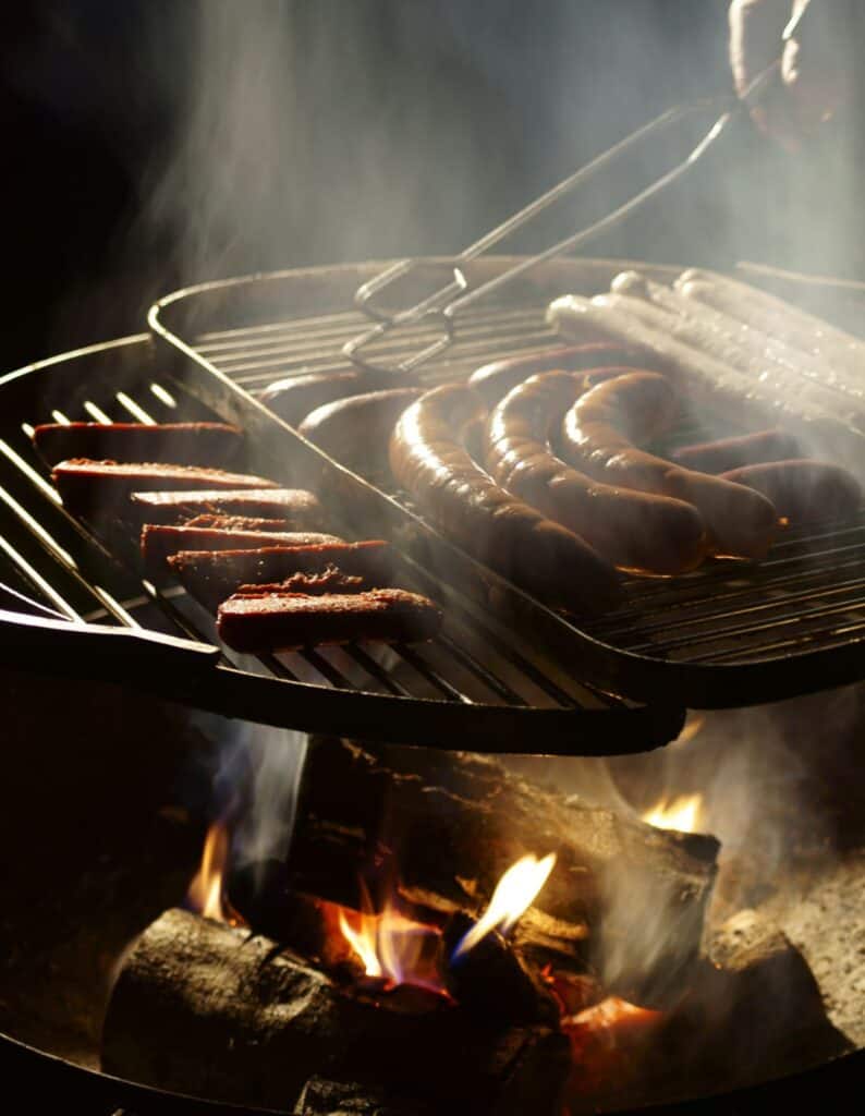 The art of smoke: Discovering the best types of wood for BBQ