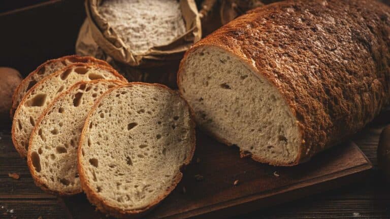 How to store homemade bread for lasting freshness