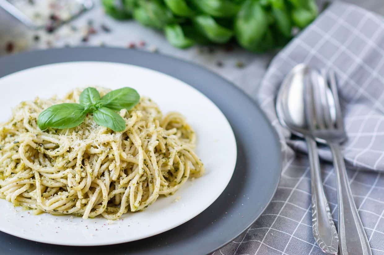 The secret ingredient you’re throwing down the drain — why pasta water ...