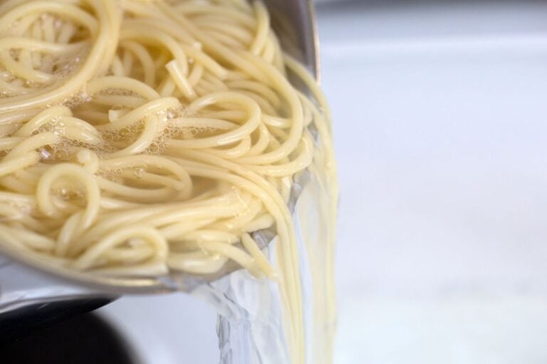 The secret ingredient you’re throwing down the drain — why pasta water ...